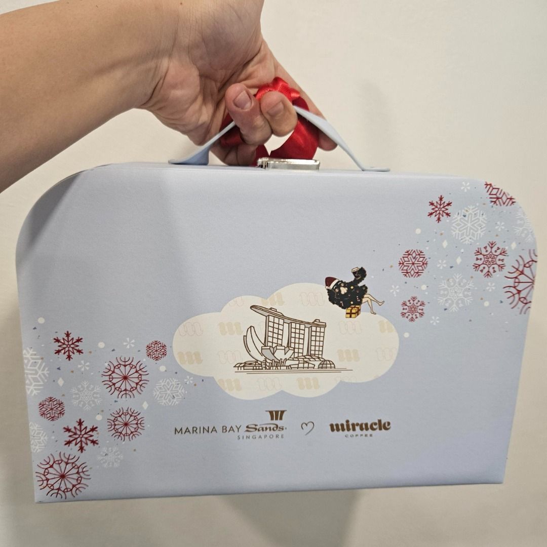 MBS x Miracle premium gift set, Furniture & Home Living, Kitchenware ...