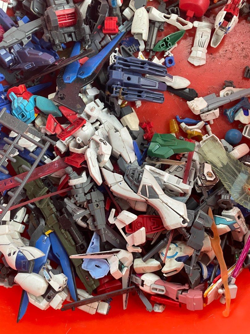 Mixed Bandai Gundam scrap lot, Hobbies & Toys, Toys & Games on Carousell