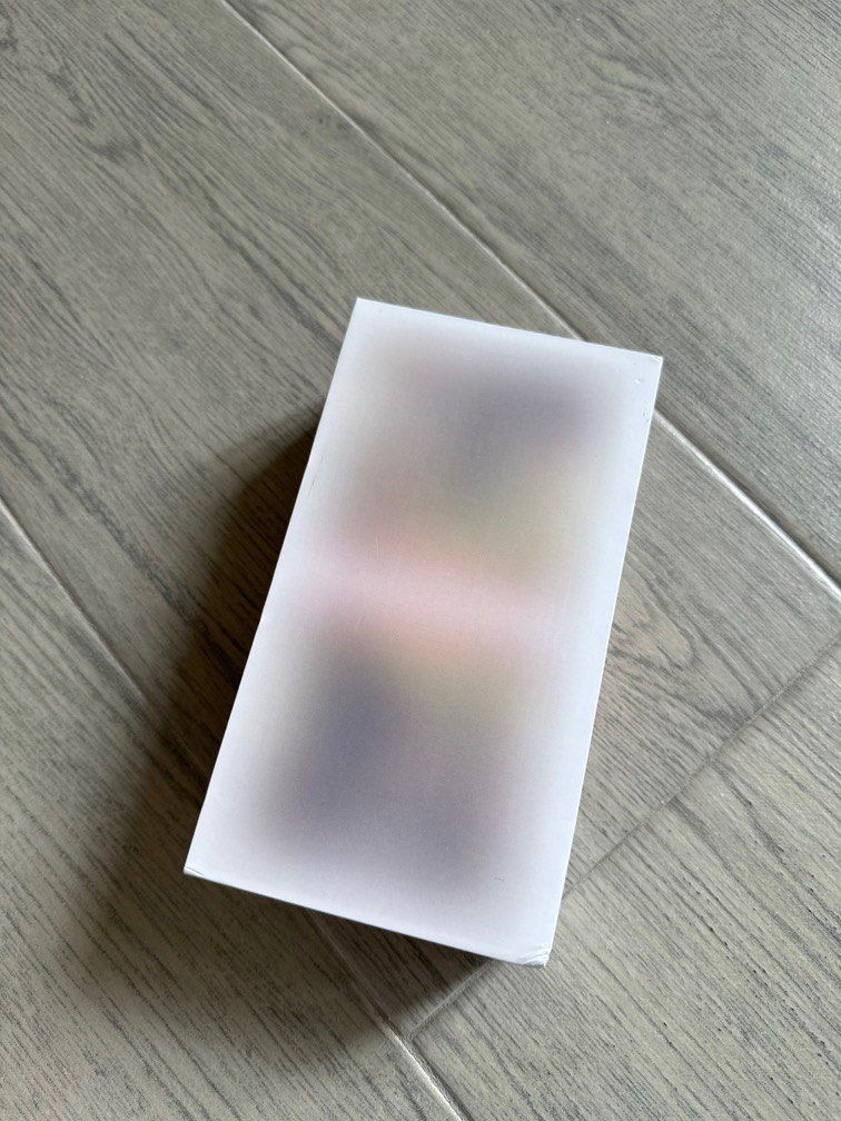 MSCHF Blur Money, 興趣及遊戲, 手作＆自家設計, 文具及工藝 - 畫作及印刷品 - Carousell