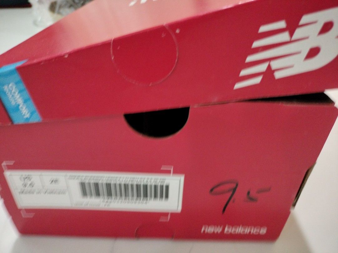 New Balance Track Shoes, Men's Fashion, Footwear, Sneakers on Carousell