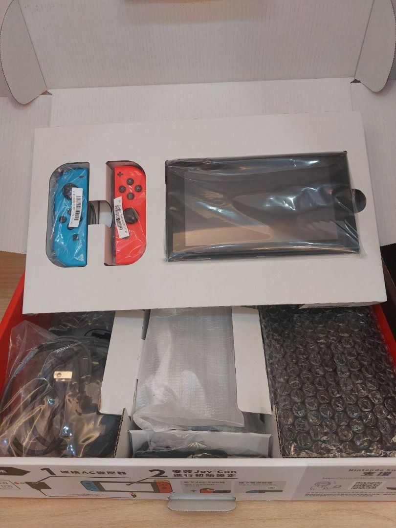 【Nintendo 任天堂】二手 NS Switch 【紅/藍】主機 電力加強版 9成新 保護貼 配件全在 功能全部正常, 電玩遊戲相關, 電玩主機, Nintendo 任天堂在旋轉拍賣