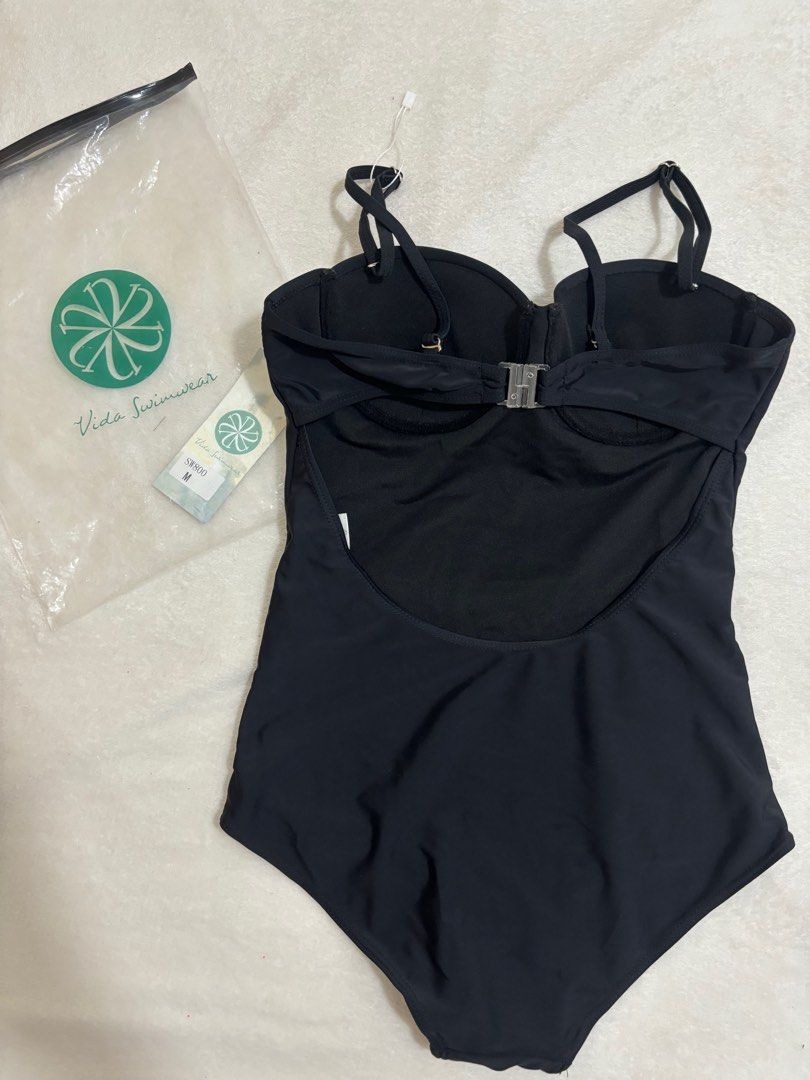Padded black one piece swimsuit, Women's Fashion, Swimwear, Bikinis ...