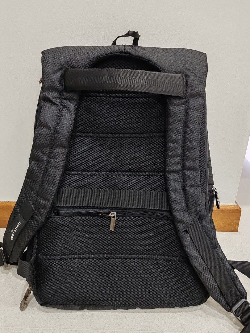 Pierre Cardin Laptop Backpack, Men's Fashion, Bags, Backpacks on Carousell