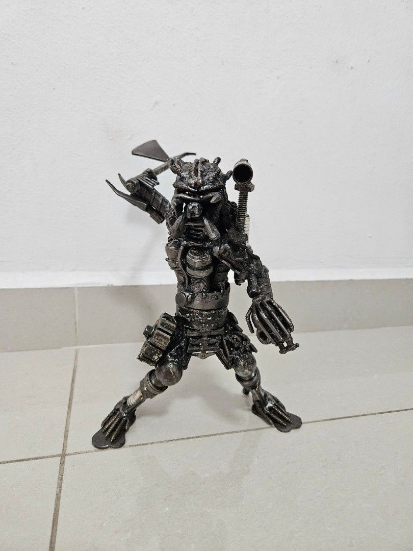 Predator Scrap Metal Sculpture, Hobbies & Toys, Toys & Games on Carousell