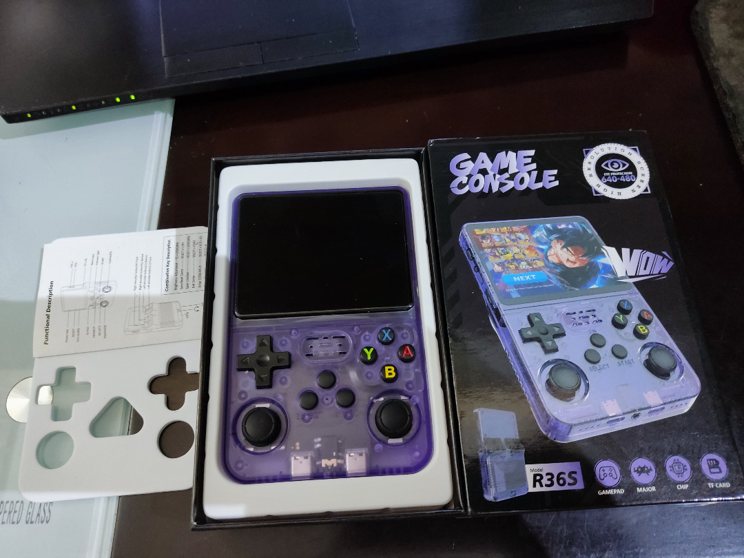 R36S Retro Handheld Video Game Console 3.5 Inch IPS Screen Portable ...