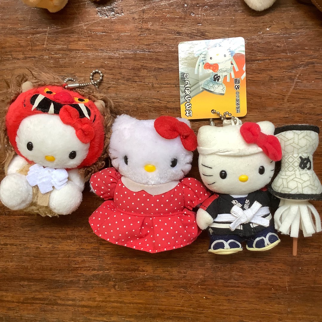 Rare Vintage Hello kitty !!, Hobbies & Toys, Toys & Games on Carousell