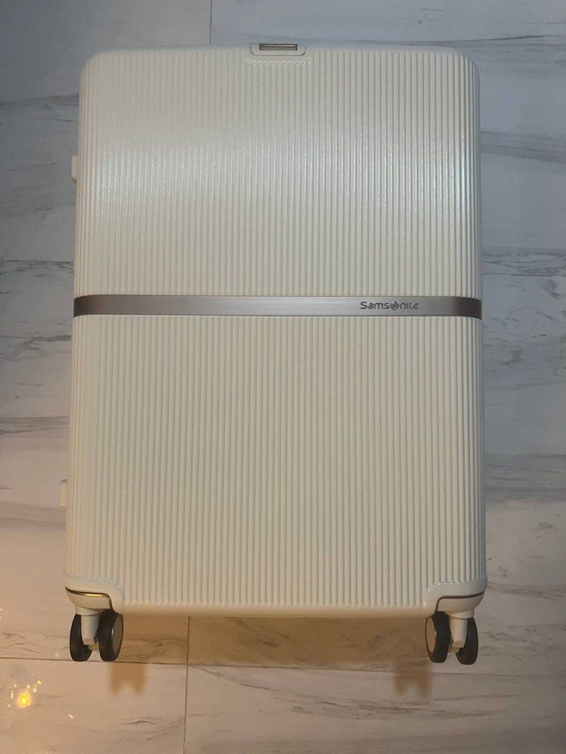 Samsonite Minter Spinner 69cm / 25 inch (ivory), Hobbies & Toys, Travel ...