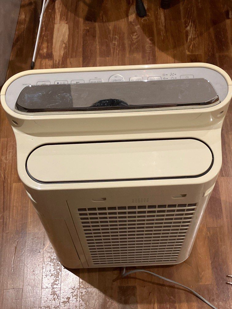 Sharp Ion Plasmacluster Air Purifier, TV & Home Appliances, Air ...