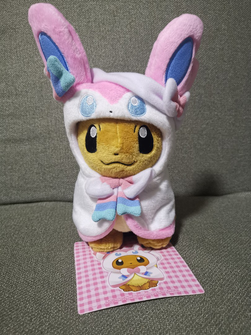 pokemon eevee sylveon poncho