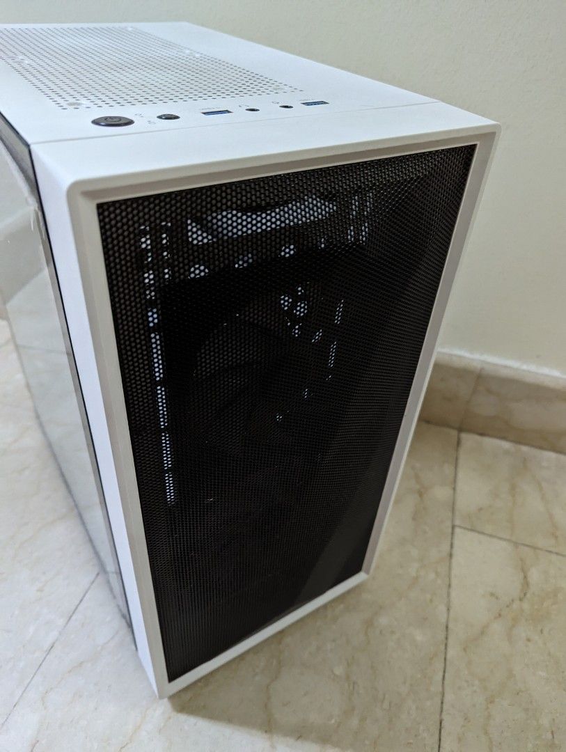 White Tecware mATX PC Case (Forge M2), Computers & Tech, Parts ...