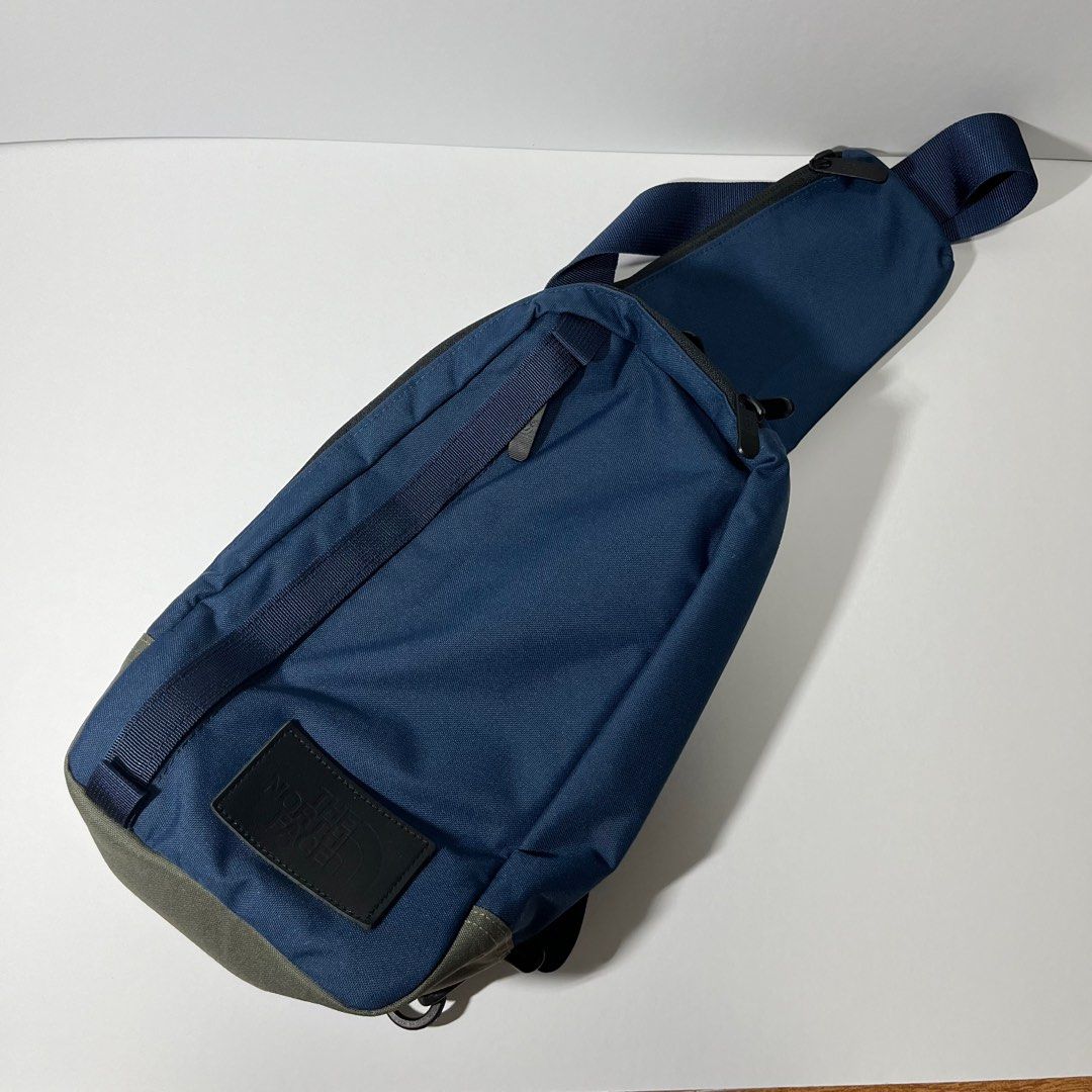 The North Face Body Bag, Men's Fashion, Bags, Sling Bags on Carousell