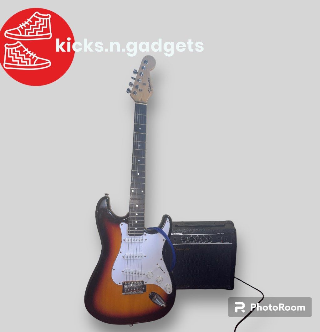 Thomson Stratocaster and 15w AMP set, Hobbies & Toys, Music & Media ...