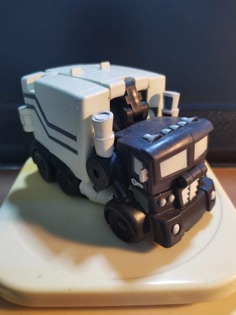 Transformer KO Mickey Optimus Prime, Hobbies & Toys, Toys & Games on ...