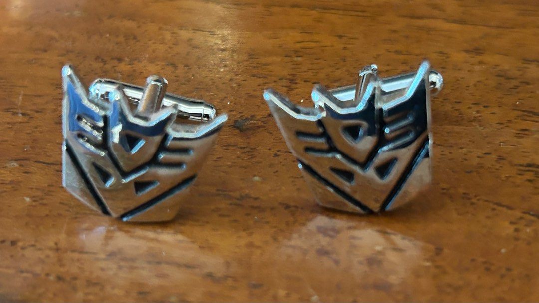 Transformers cuff links, Men's Fashion, Watches & Accessories, Cuff ...