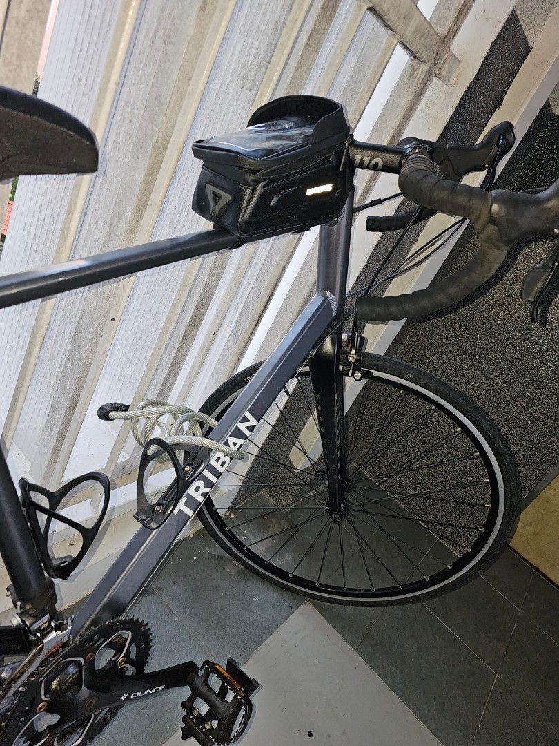 Triban RC 120 L with Kickstand, Sports Equipment, Bicycles & Parts ...