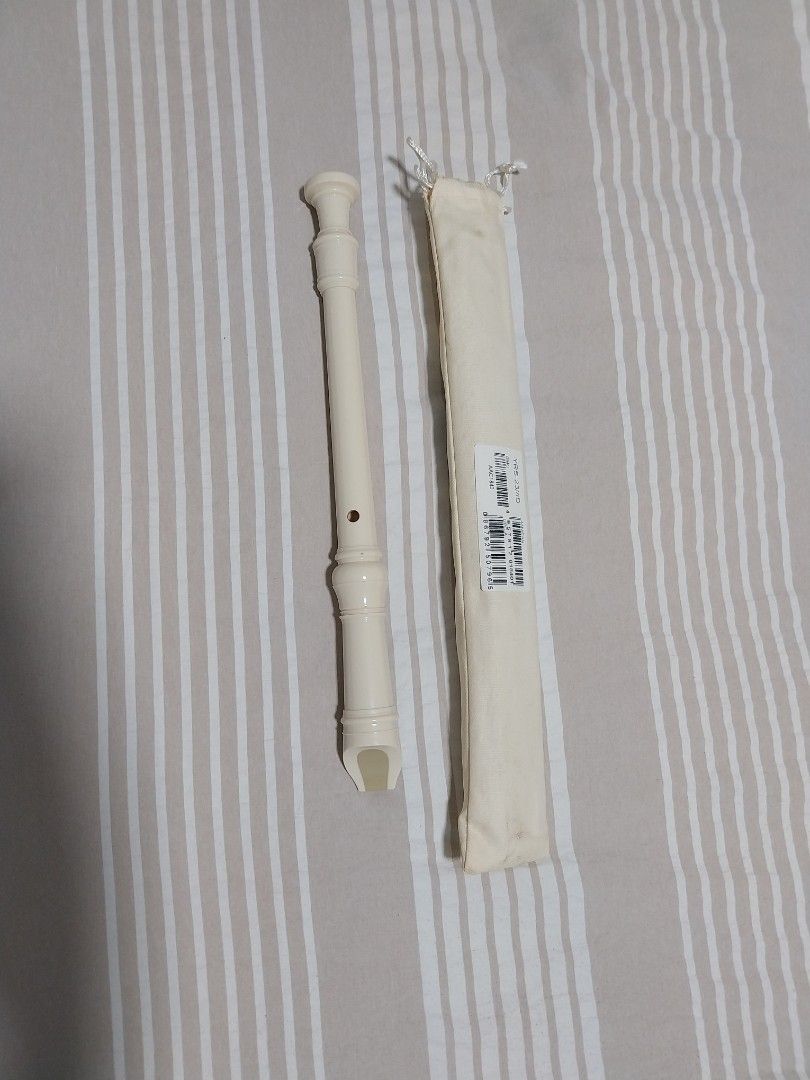 Yamaha Recorder, Hobbies & Toys, Music & Media, Musical Instruments on ...