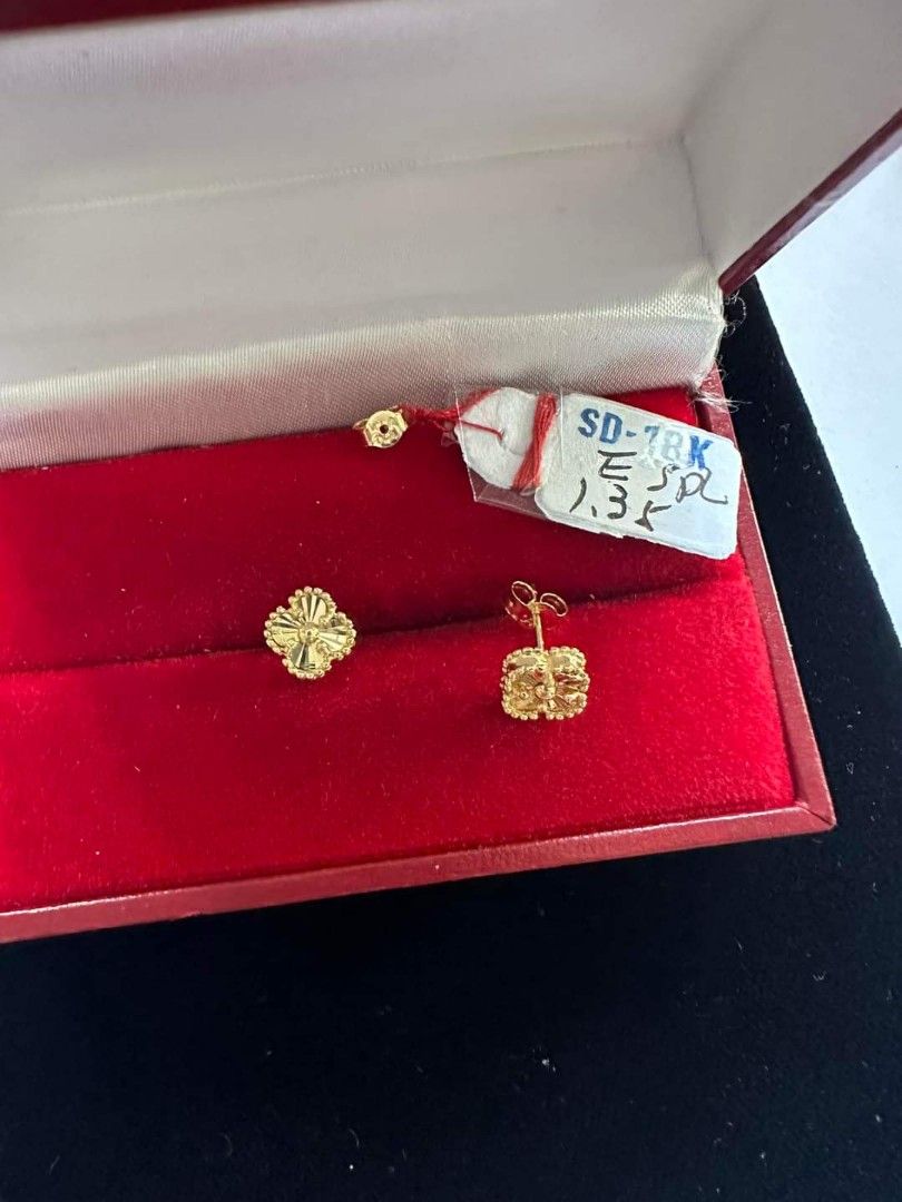 18K Saudi Gold Vca Alhambra earrings, Women's Fashion, Jewelry ...