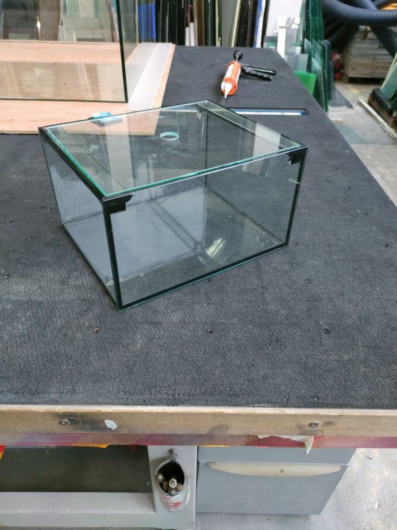 30cm x 30cm x30cm Fish tank with lid, Pet Supplies, Homes & Other Pet ...