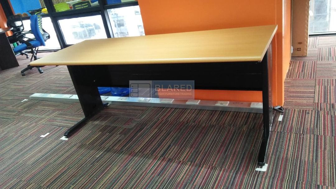 Affordable steel legs freestanding table | office partition cubicle ...
