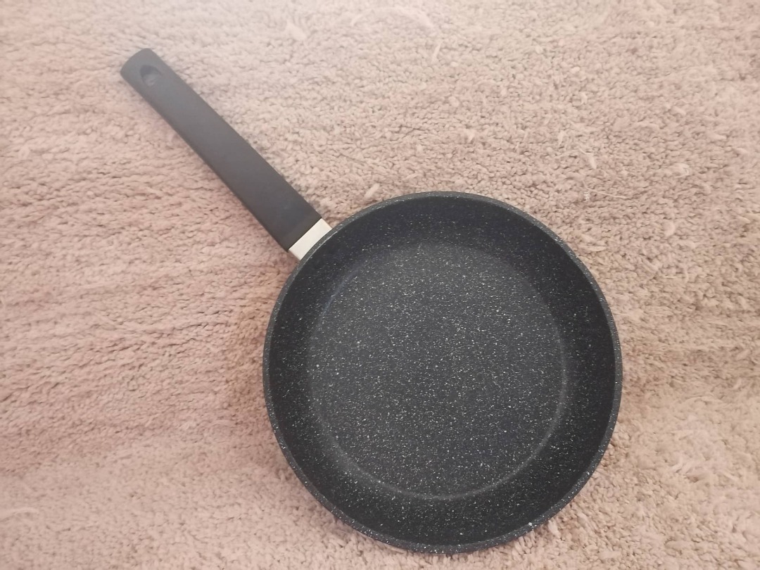 ANKO 24cm Aluminium 3 Layer Non-Stick Frypan, Furniture & Home Living ...