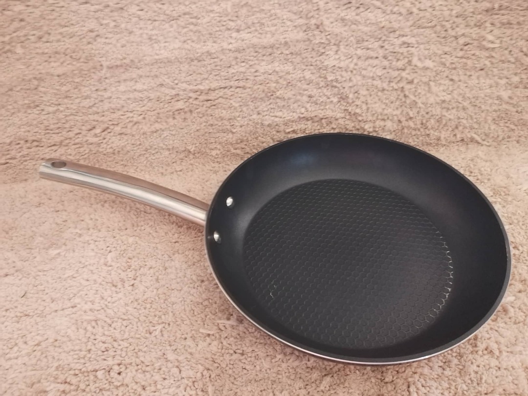 ANKO Nonstick Pan, Furniture & Home Living, Kitchenware & Tableware ...