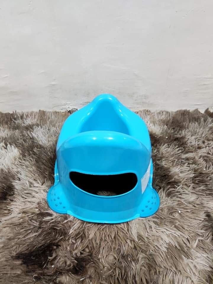 Blue Potty Trainer, Babies & Kids, Bathing & Changing, Toilet Training ...