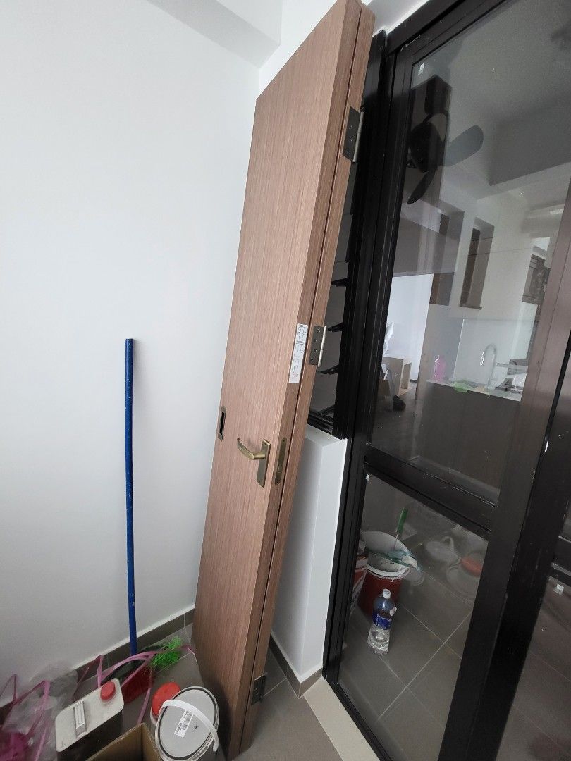 BTO toilet door, Furniture & Home Living, Security & Locks, Locks ...