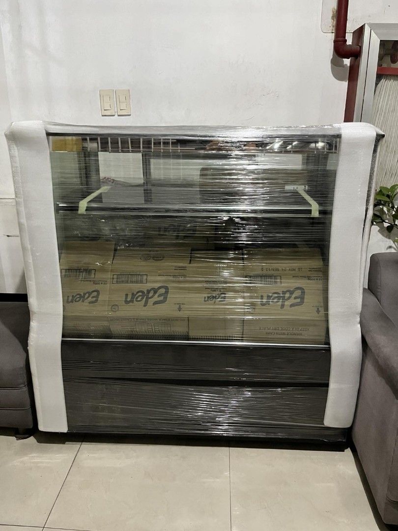 CHEE PUCK Chiller, Everything Else, Looking For on Carousell