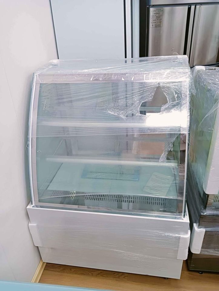 *COMMERCIAL CAKE DISPLAY CHILLER WHITE/BLACK FLOOR TYPE, Commercial ...