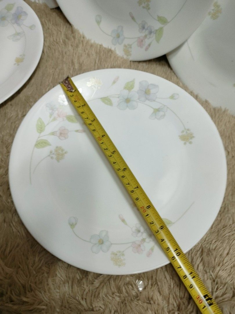 Corelle dinner plate (set 4), Furniture & Home Living, Kitchenware ...