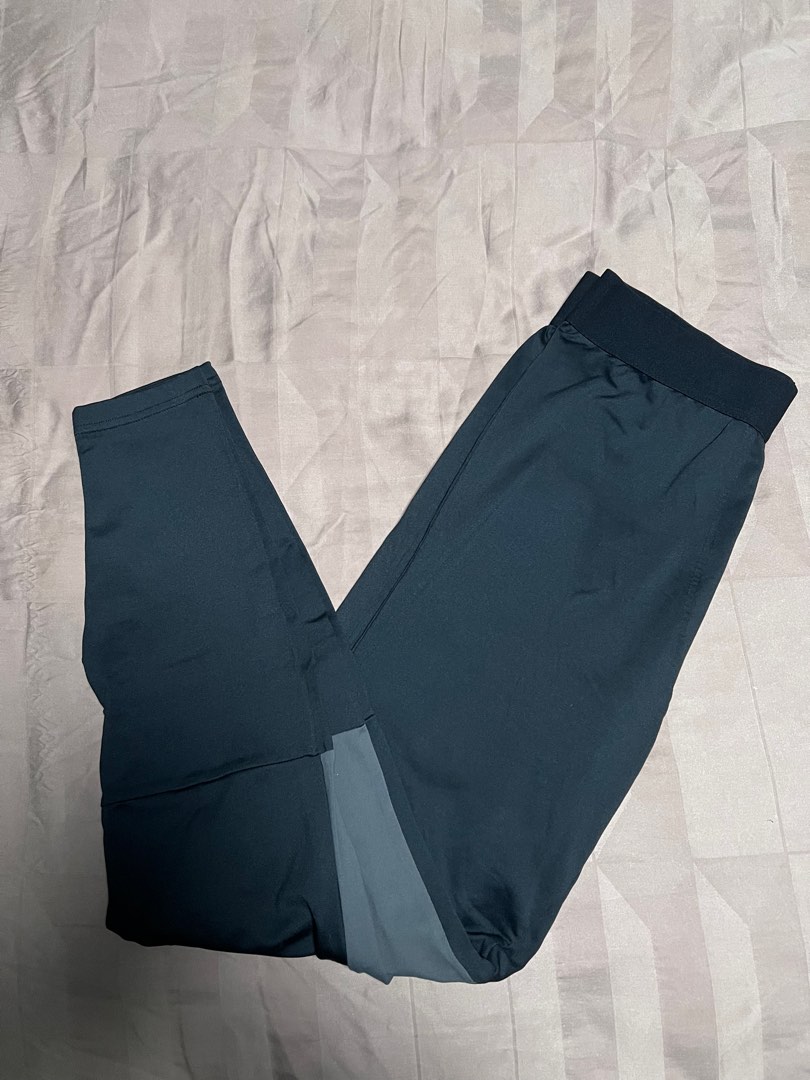 Decathlon pants, Men's Fashion, Activewear on Carousell