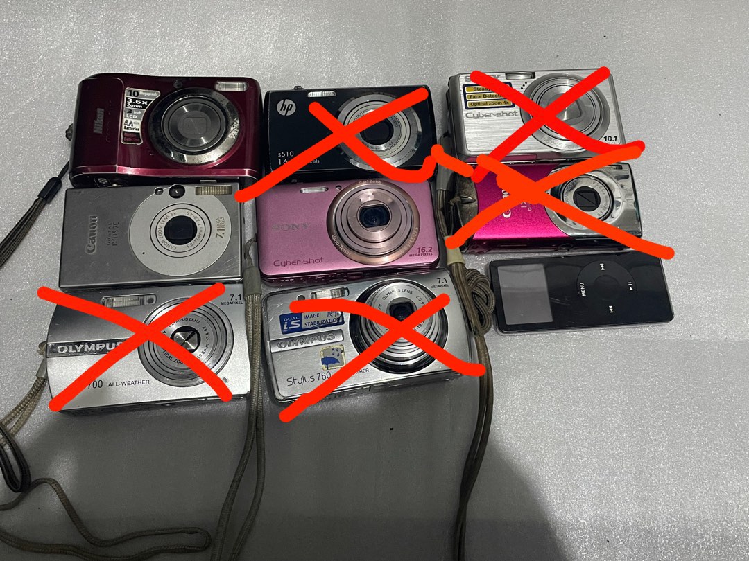 digicam camera as is, Photography, Cameras on Carousell