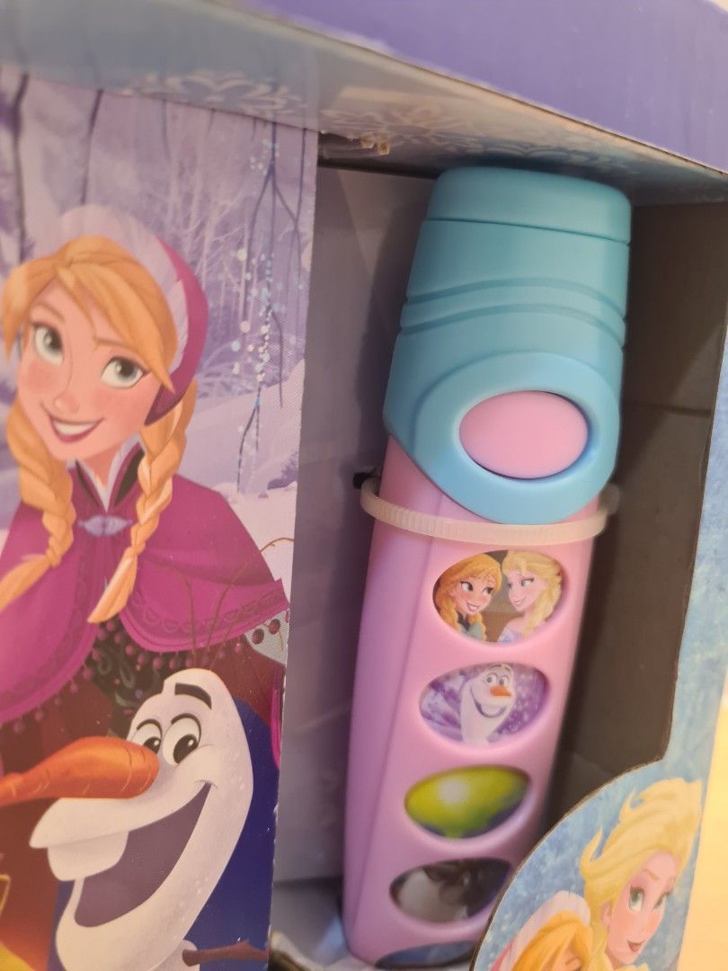Disney Frozen pop up book and Flashlight Set, Hobbies & Toys, Books ...