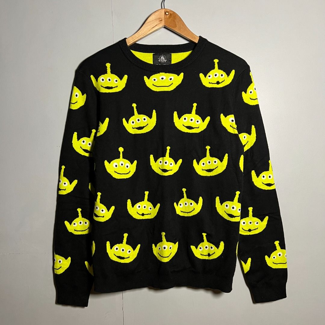 Disney Merch Toy Story Aliens Long Sleeve, Men's Fashion, Coats ...