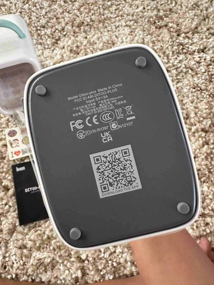 Divoom Ditoo Pro - White Pixel Art Portable Bluetooth Speaker, Audio ...