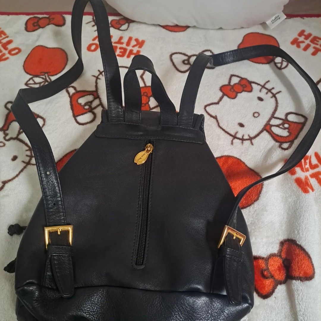 Enzo rossi, Women's Fashion, Bags & Wallets, Backpacks on Carousell