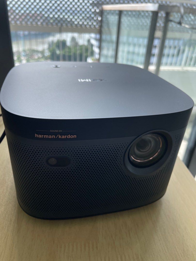 Gimi Home Cinema Projector with Harman/Kardon audio, TV & Home ...