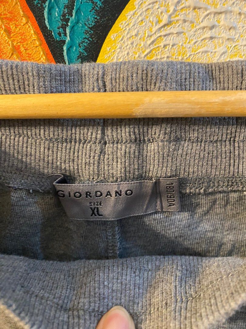 Giodano jogger pants, Men's Fashion, Bottoms, Joggers on Carousell