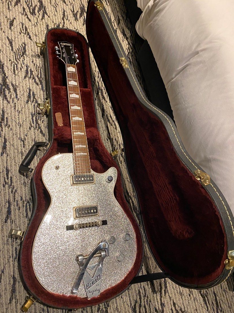 Gretsch Silver Sparkle Jet G6129T-1957, Hobbies & Toys, Music & Media ...