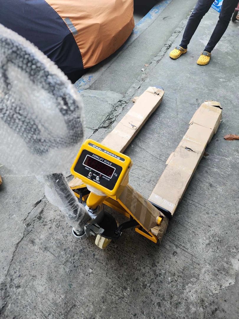 Hand Pallet with Digital Scale, Commercial & Industrial, Industrial ...