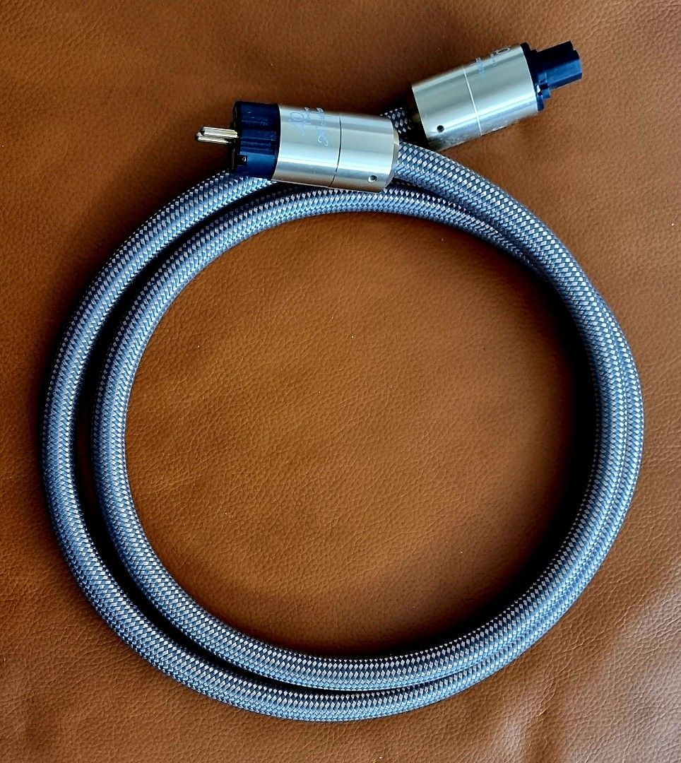 High Fidelity power cable on Krell amplified, Audio, Soundbars ...