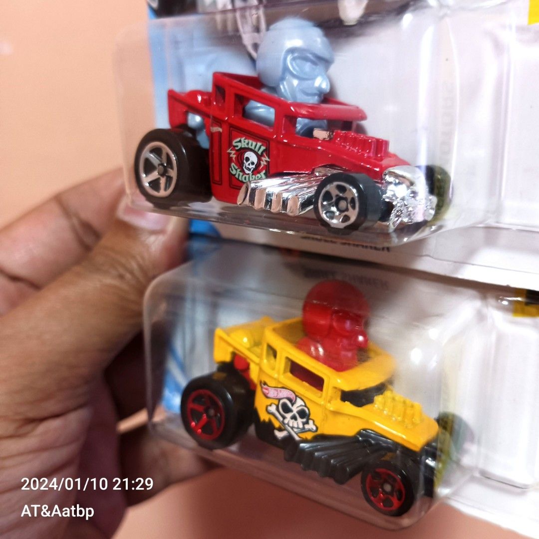 Hot Wheels SKULL SHAKER Experimotors 1/64 scale die-cast vehicle bundle ...