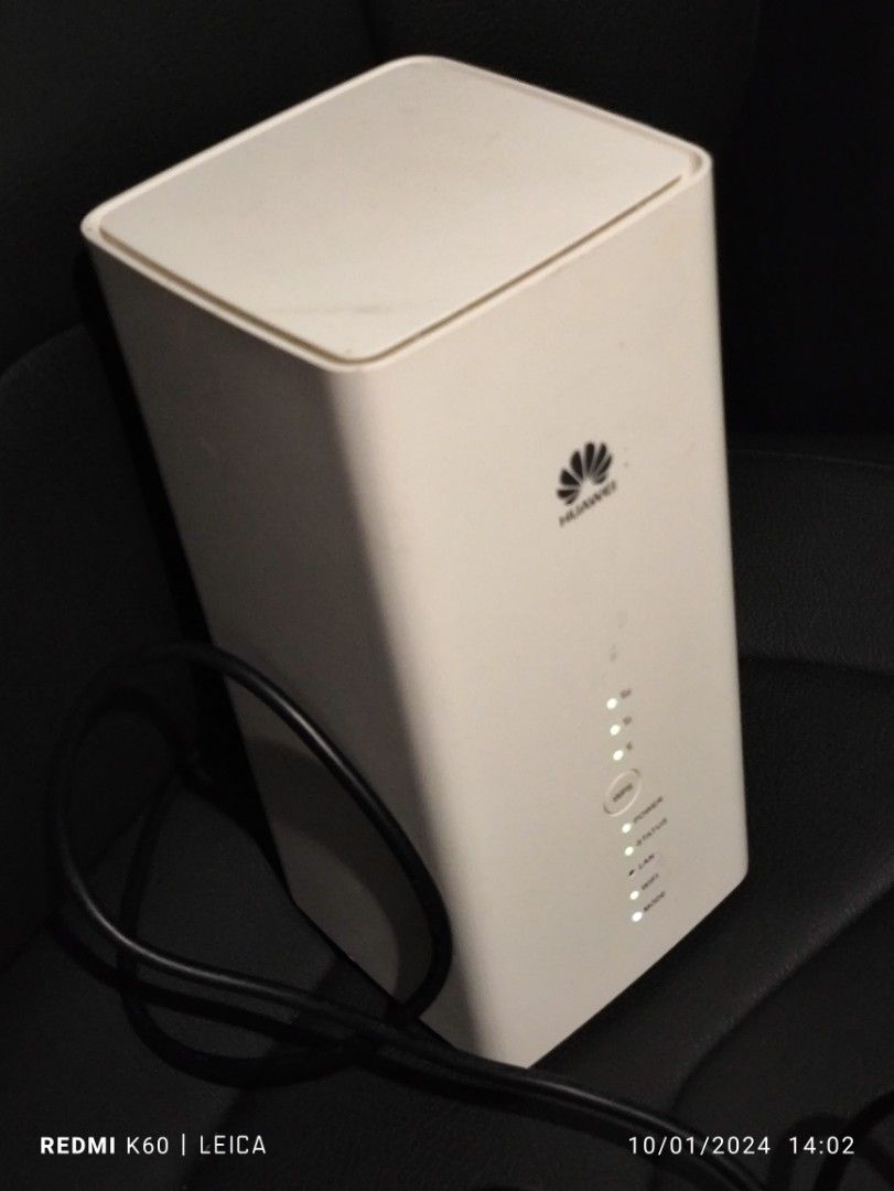 Huawei B618-22d 4G+ modem, Computers & Tech, Parts & Accessories ...