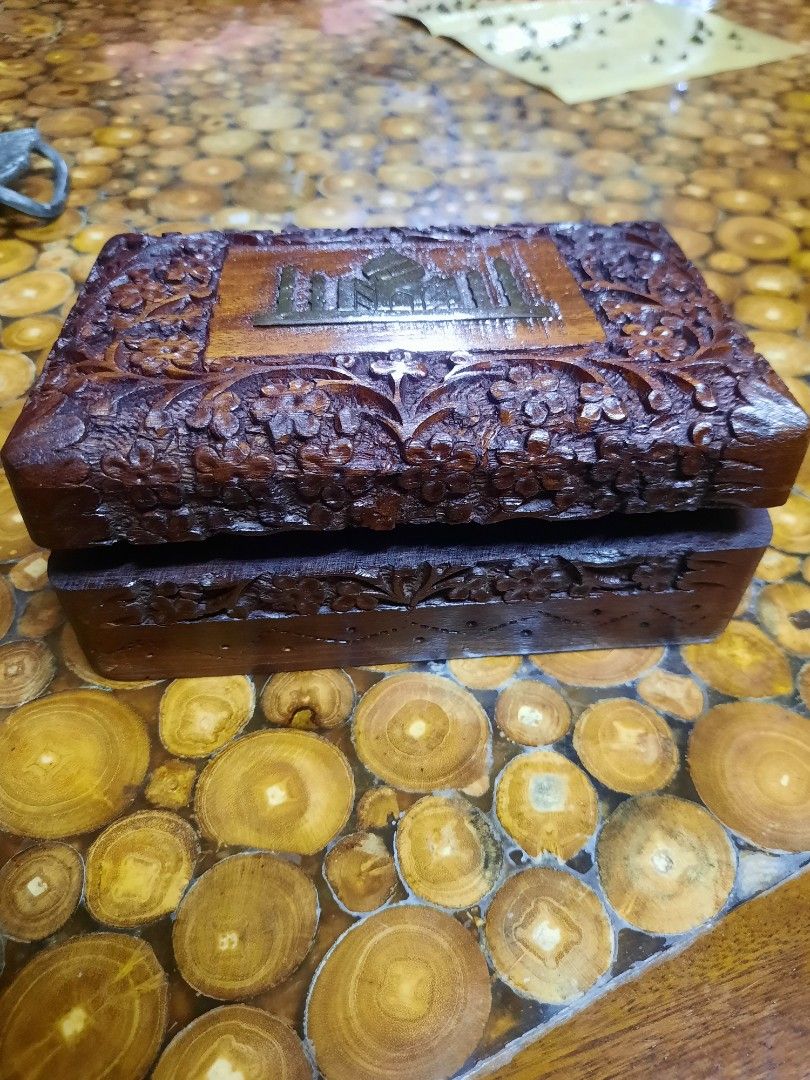 Kotak ukiran kayu, Furniture & Home Living, Home Decor, Other Home ...