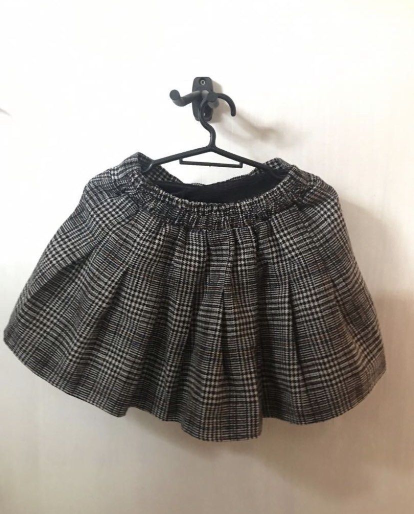 Kpop Outfit Palda Short, Women's Fashion, Bottoms, Skirts on Carousell