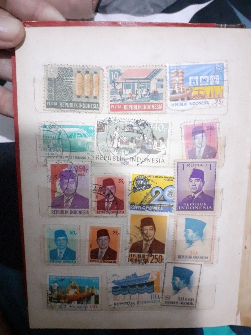 Kumpulan Perangko lama antik, Antik, Pajangan di Carousell