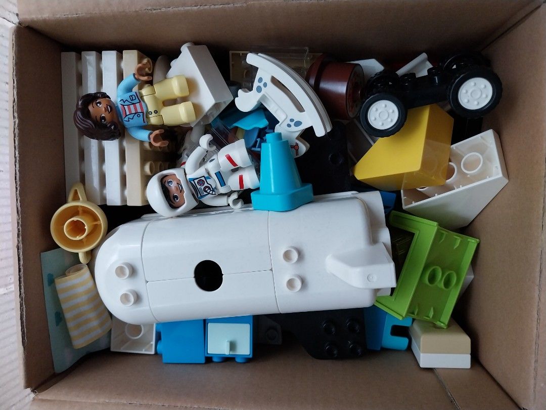 Lego Duplo Playhouse House and Spaceshuttle, Hobbies & Toys, Toys ...