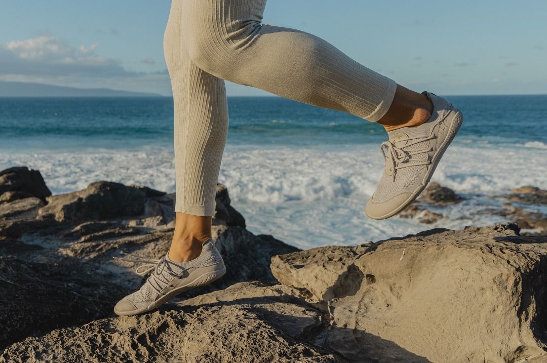 LONO FLOW 赤腳可天然降解運動鞋 Barefoot Biodegradable shoes #37-45, 女裝, 鞋, 波鞋 ...