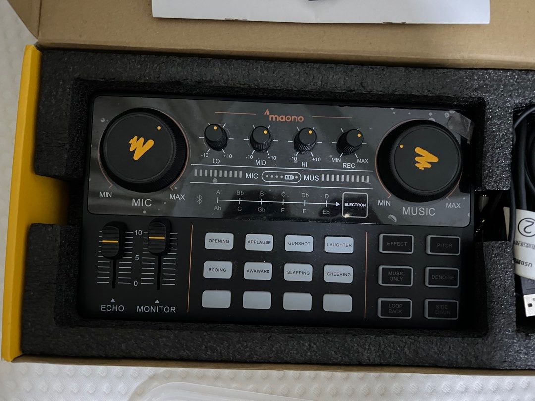 MAONO SOUND CARD, Hobbies & Toys, Music & Media, Music Accessories on ...