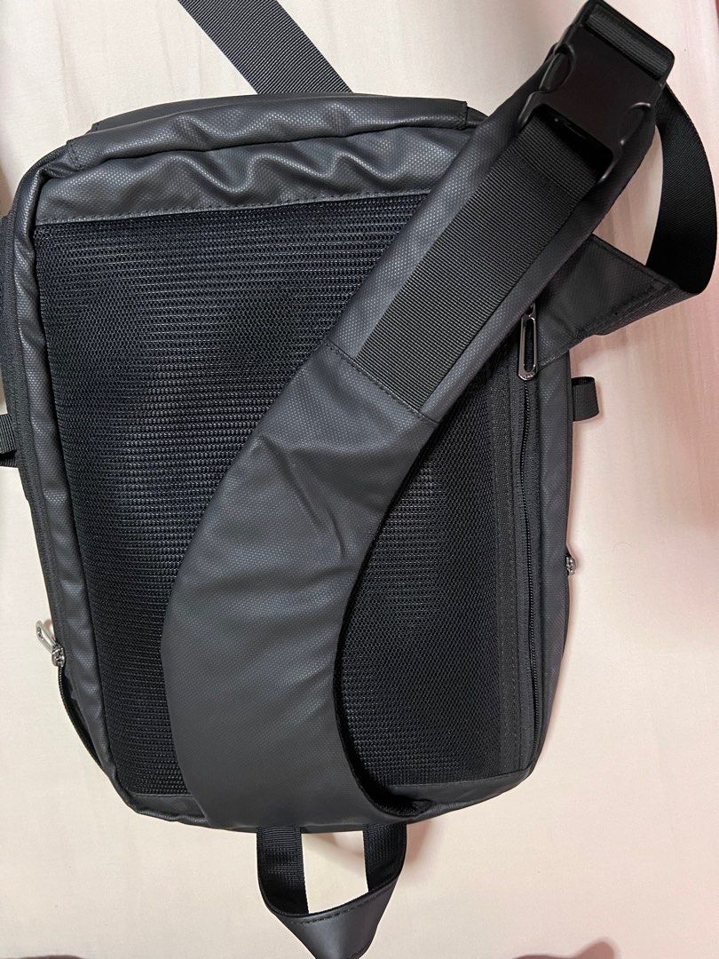 Mark Ryder sling bag, Men's Fashion, Bags, Sling Bags on Carousell